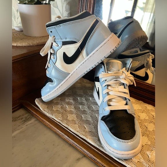 Nike | Shoes | Nike Air Jordan Mid Gs Athletic Streetwear Sneakers Ice ...